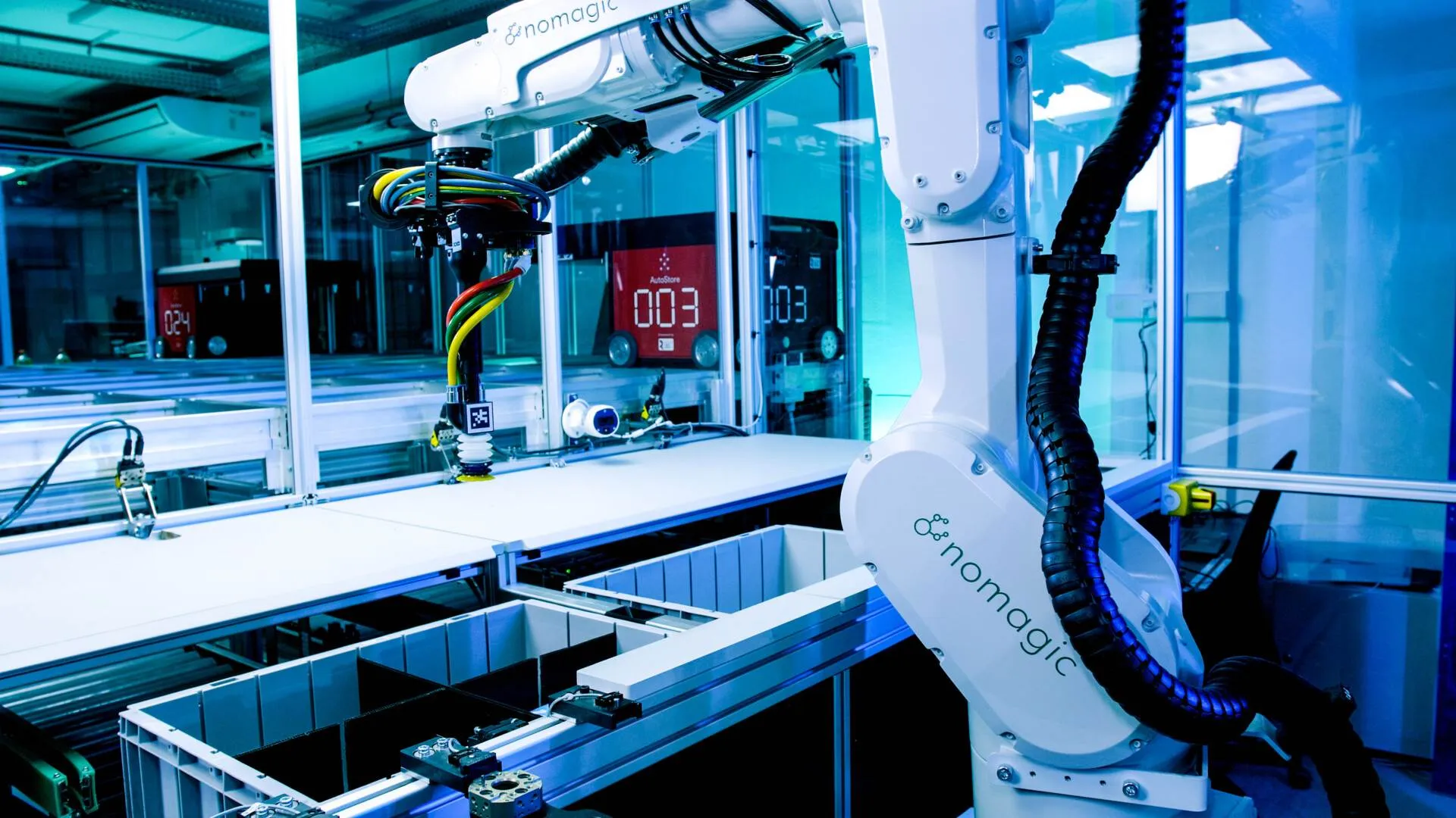 Nomagic: Intelligent Robotics for Automated Warehouses